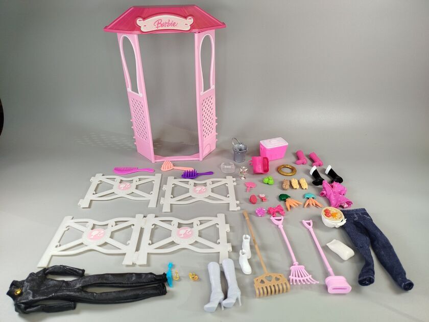 Barbie Bauernhof-Spieleset - Stall, Zäune and Zubehör - from ...