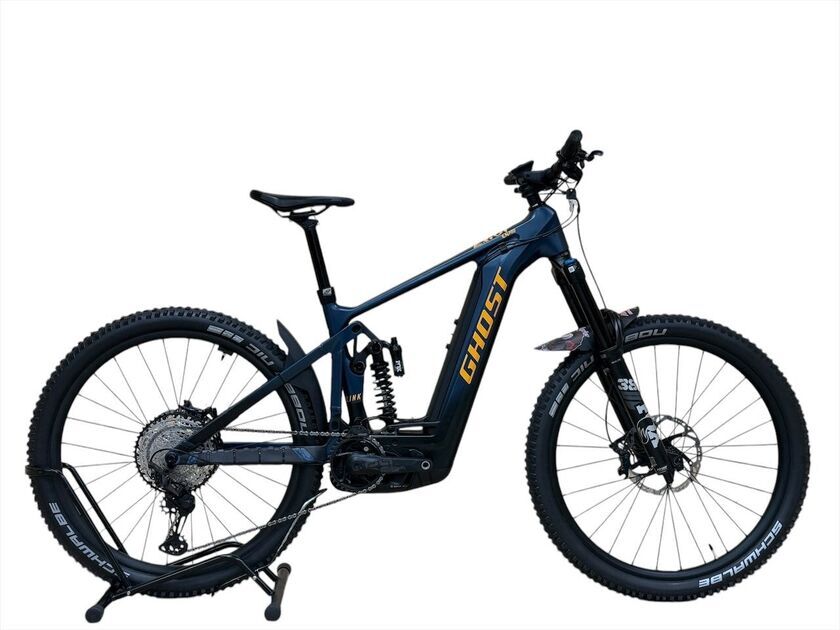 Ghost E-Riot EN CF Pro 2023 - Powerful Unisex E-Mountain Bike