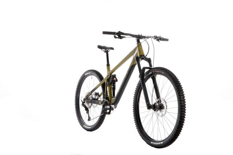 Ghost Riot Trail (2022) | Diamond | Now with a 30-Day Trial Period