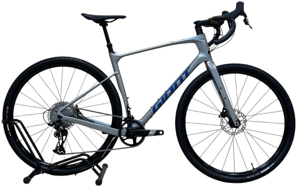 Giant Revolt Advanced 1 (2024) - Leichtes Gravelbike für dich