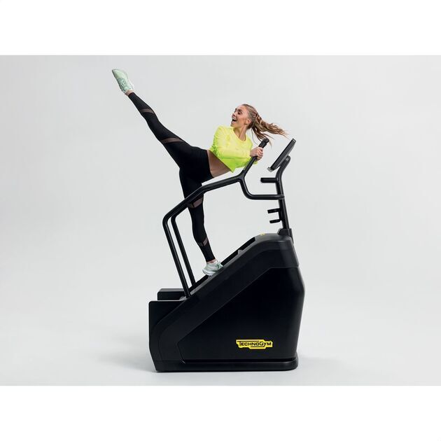 Technogym Excite Live 16 7000 - Refurbished Stepper